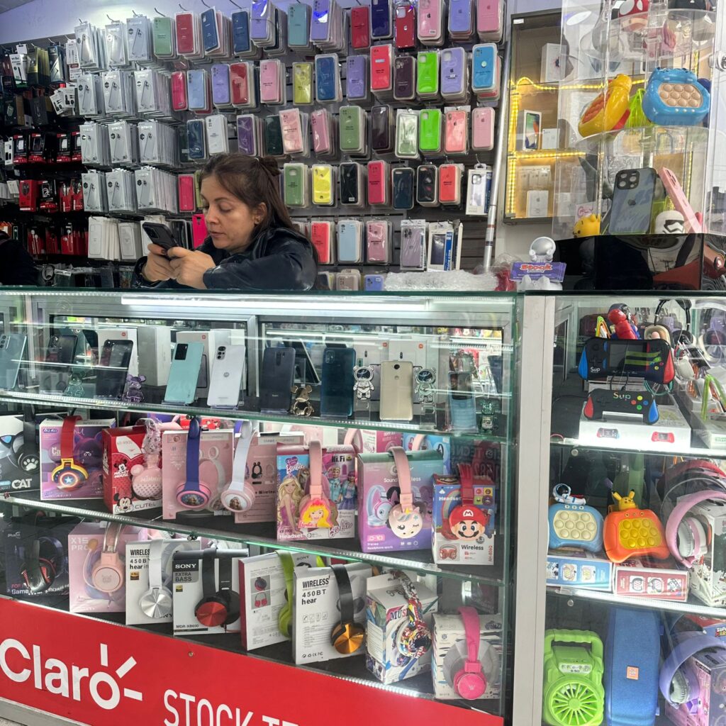 Tiendas – MultiTech Plaza Centro Comercial