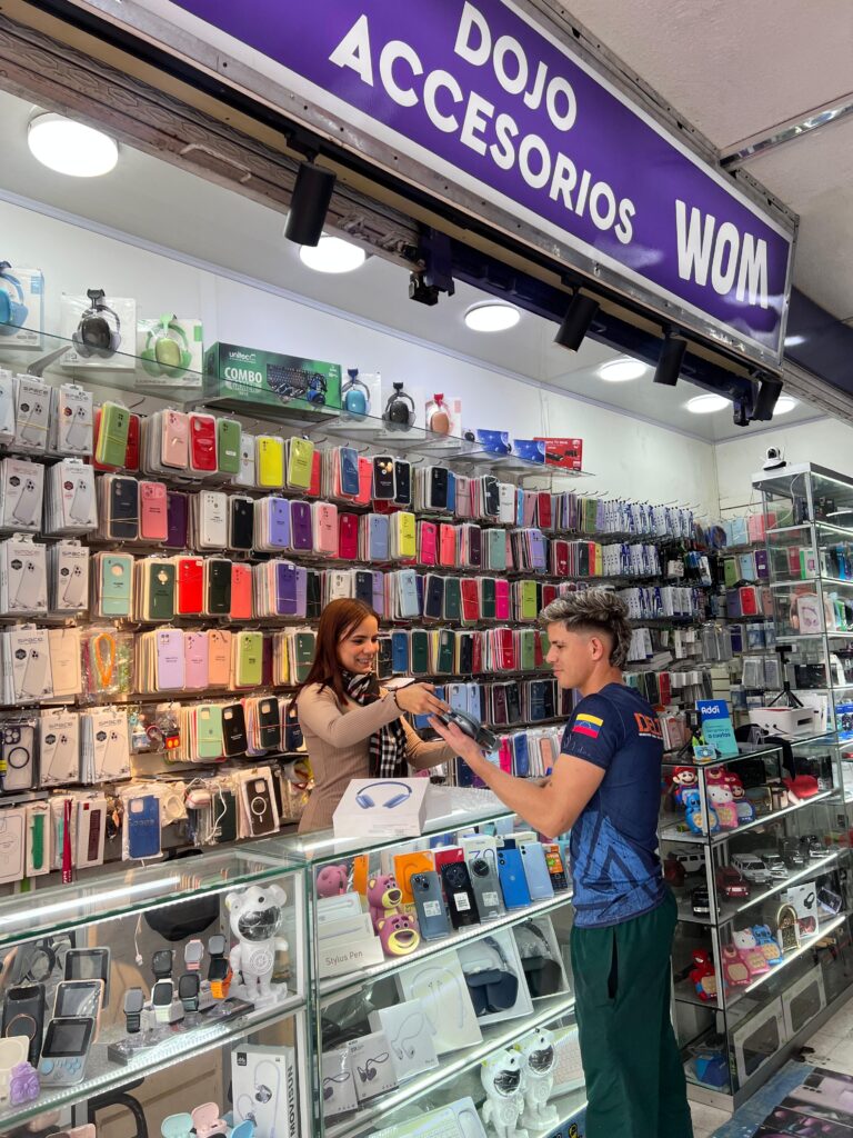 Tiendas – MultiTech Plaza Centro Comercial